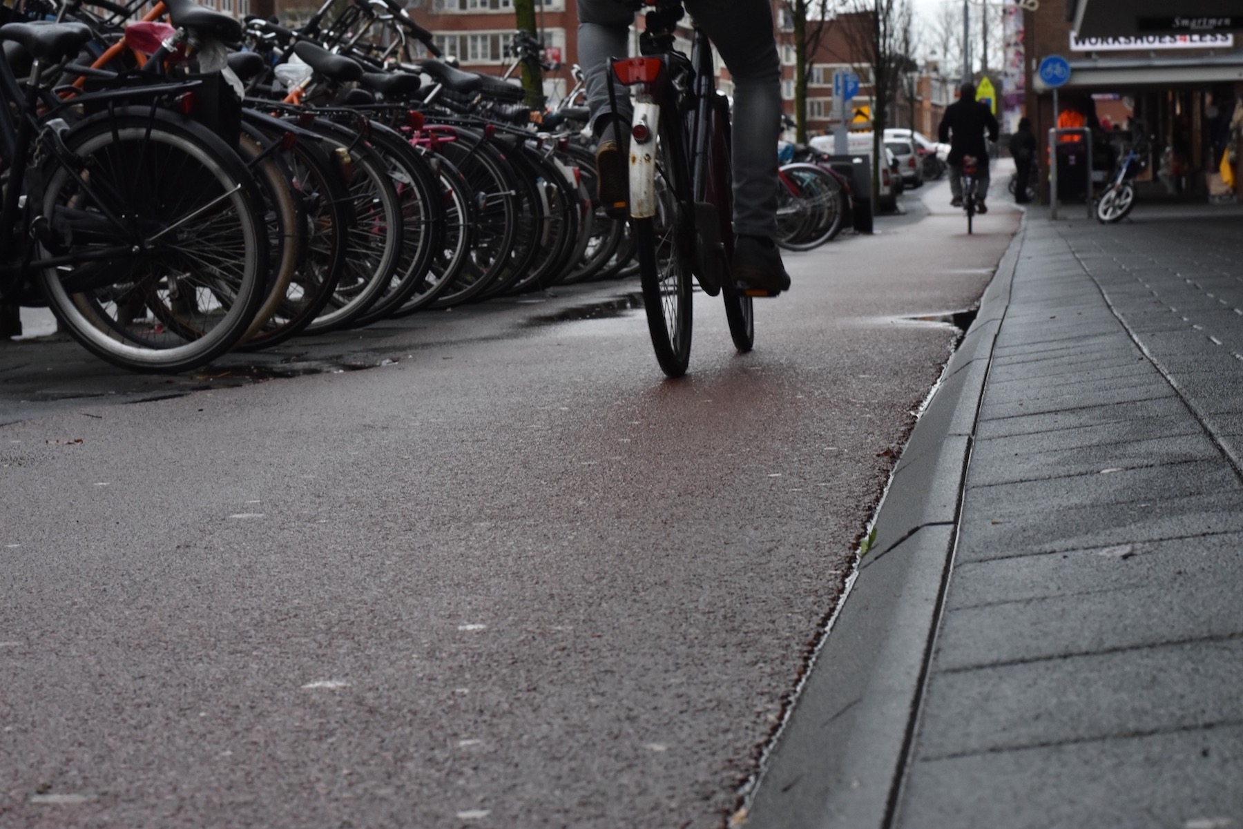 Photo-essay: The Three S's of Dutch Cycling - Mobycon