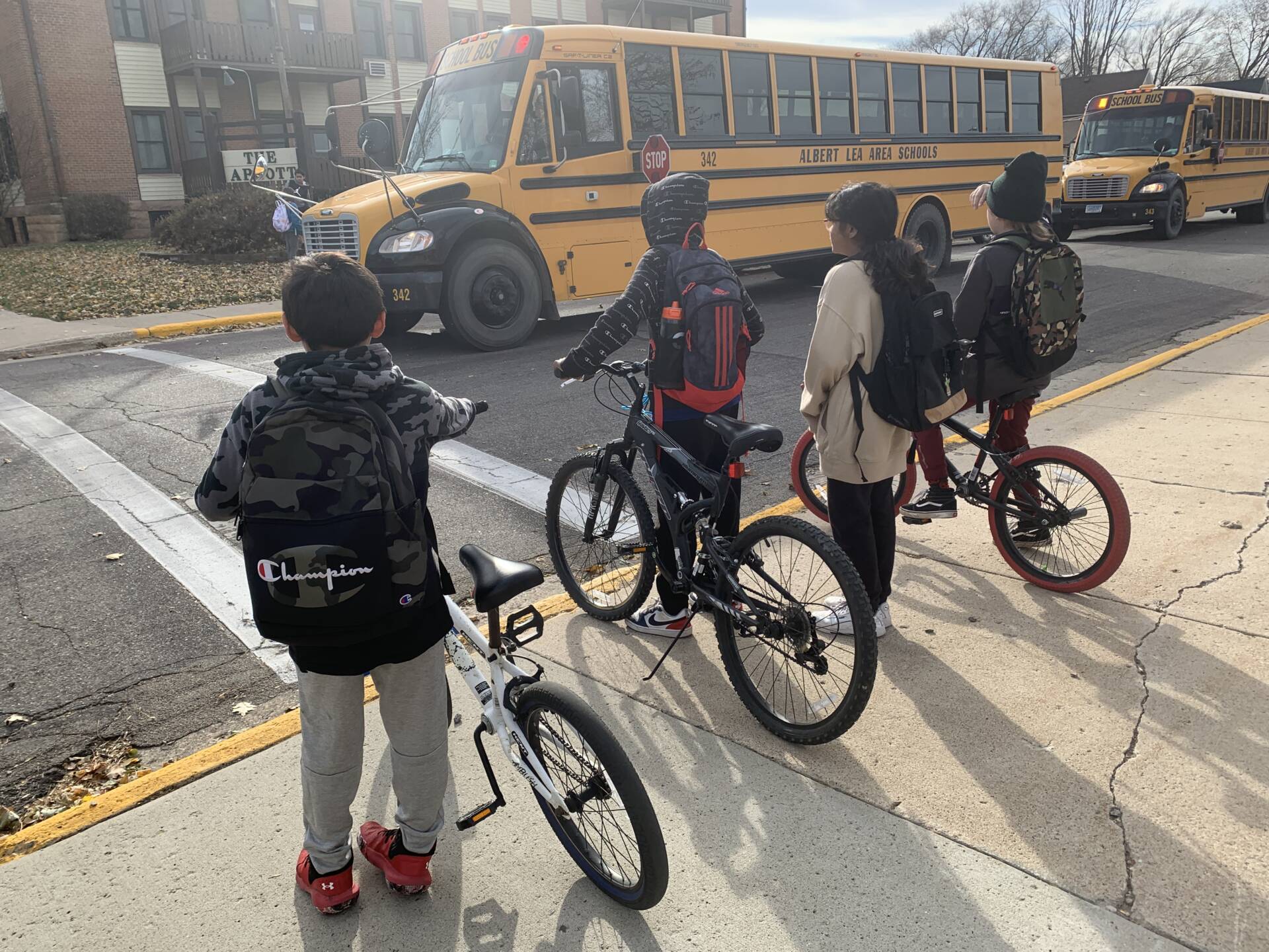 Strategizing Safe Integrated Mobility Networks for All Ages - Mobycon