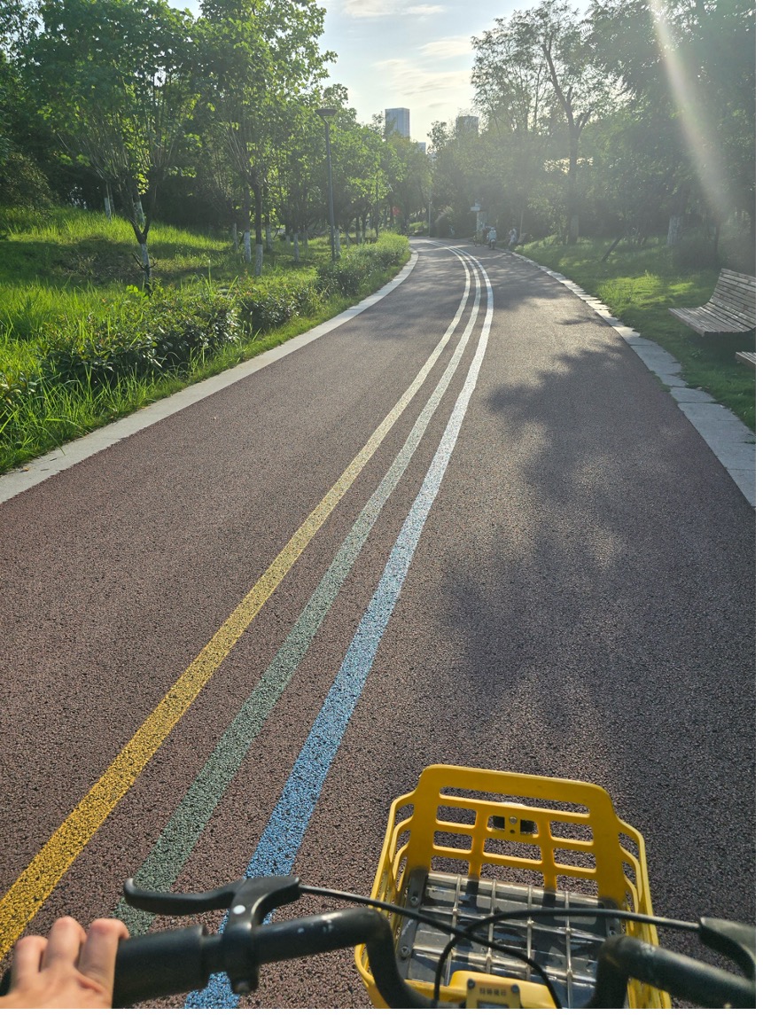China's New Cycling Infrastructure: Chengdu's 100km Greenway