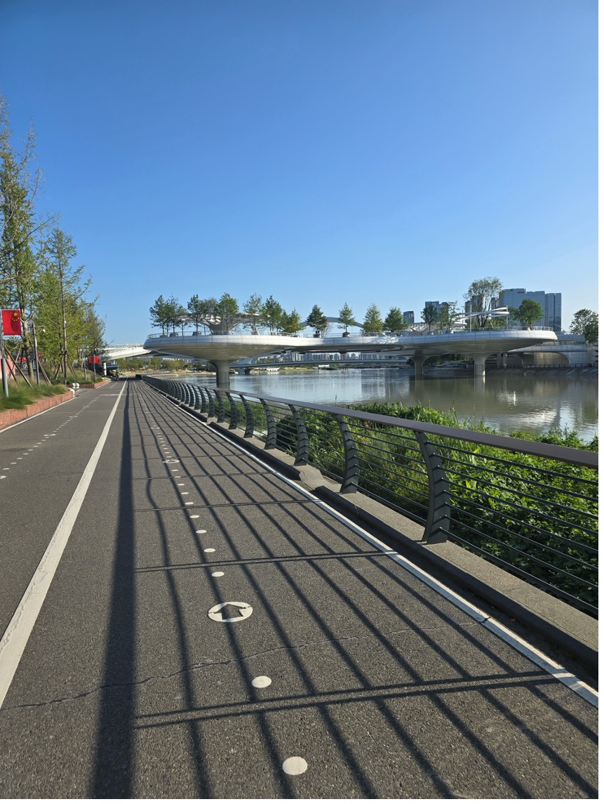 China's New Cycling Infrastructure: Chengdu's 100km Greenway