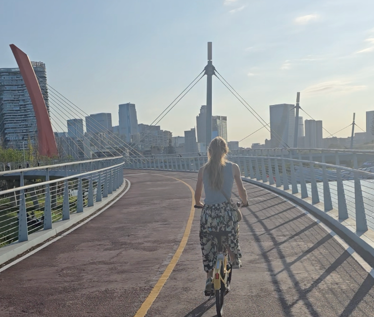 China's New Cycling Infrastructure: Chengdu's 100km Greenway